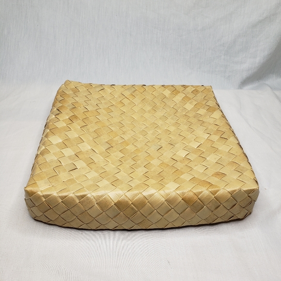 Hand Crafted | Accents | Bayong Woven Palm Lidded Basket Box | Poshmark